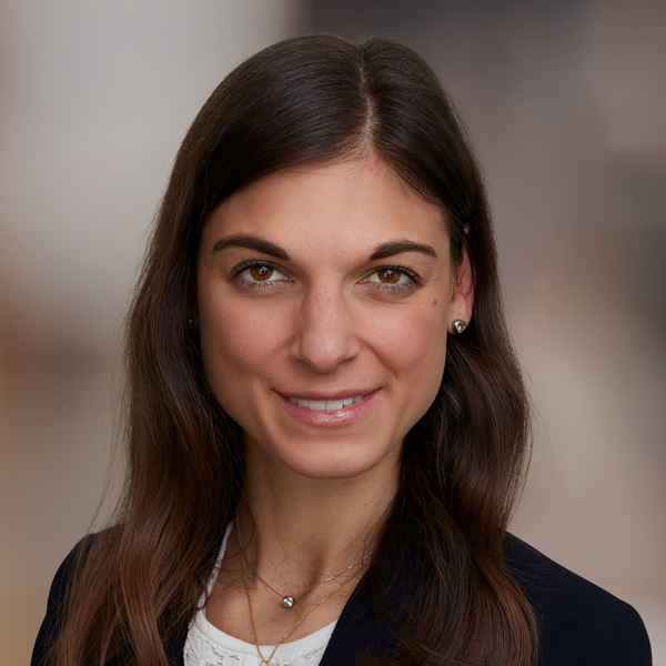 Léa Stucki, Collaboratrice chez MLL Legal